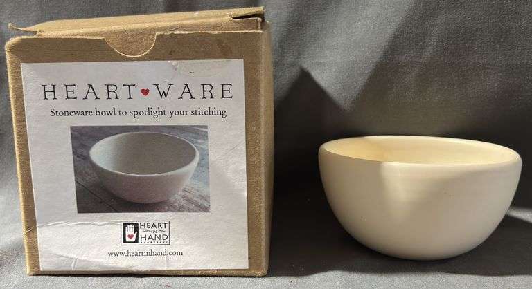 Heart in Hand Heartware Stoneware Bowl with Original Box - Metzger ...