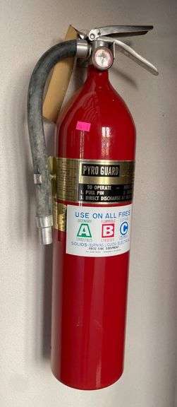 Pyro Guard Model 10A ABC Dry Chemical Fire Extinguisher - Metzger ...
