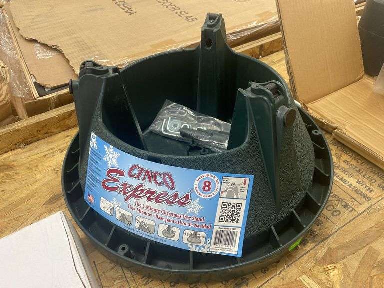 Cinco Express 8ft Tree Stand - Metzger Property Services, LLC
