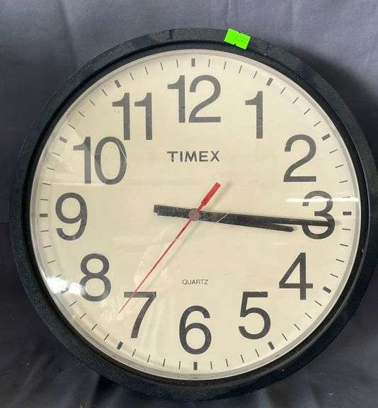Timex Quartz Wall Clock with Plastic Frame (front cover shows wear), 14 ...
