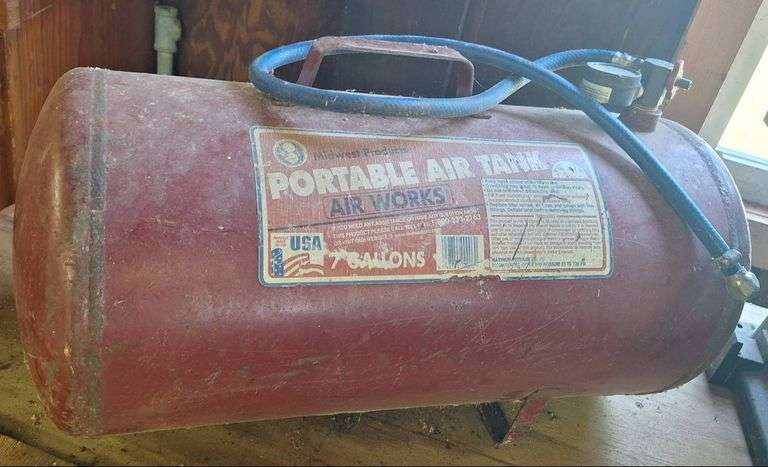 Portable Air Tank with Pressure Gauge and Hose - Metzger Property ...