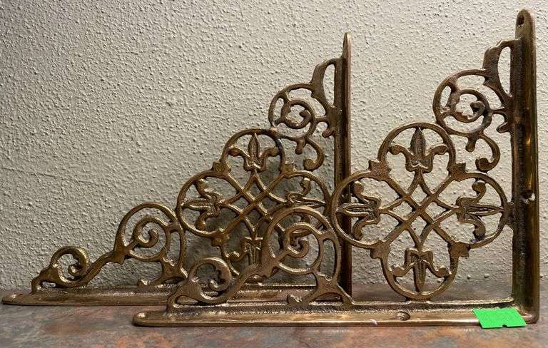 Cast Iron Brackets with Ornate Scrollwork Design, 6×8″ - Metzger ...