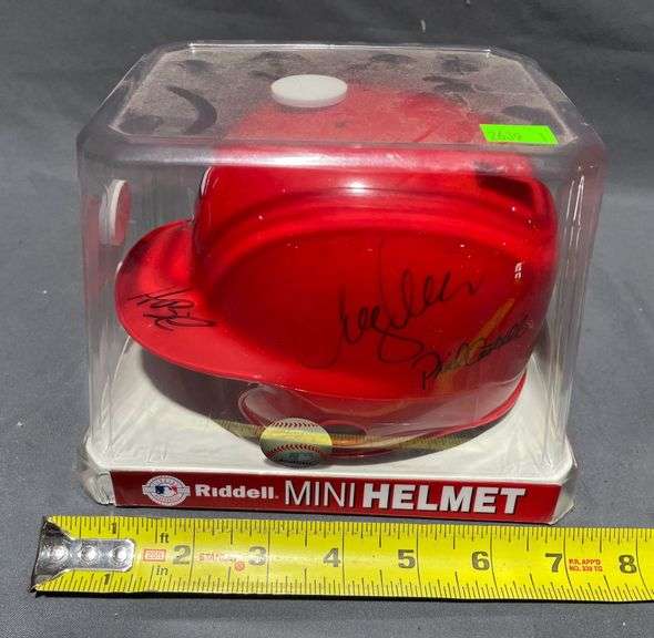 Riddell Cincinnati Reds Mini Helmet with Player Signatures in Original ...