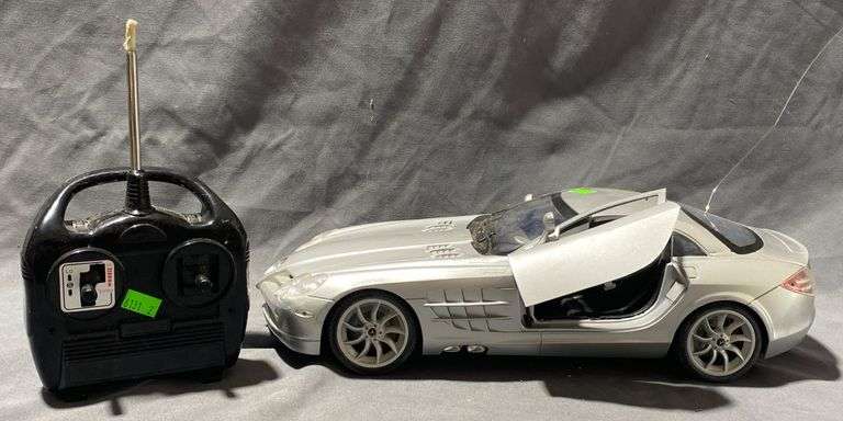 Remote-Control Silver Car with Controller, Driver’s Door Does Not Stay ...