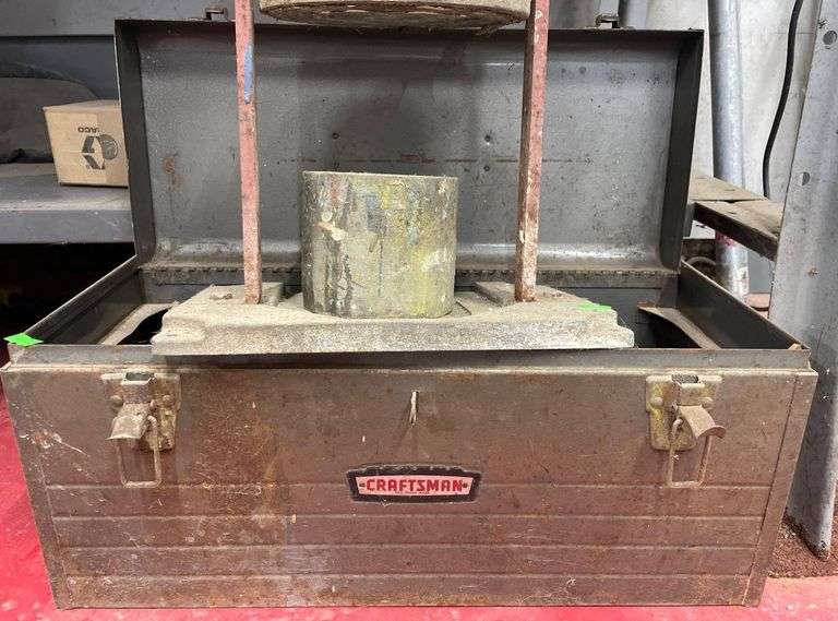 Craftsman Metal Tool Box with Manual Press Apparatus - Metzger Property ...