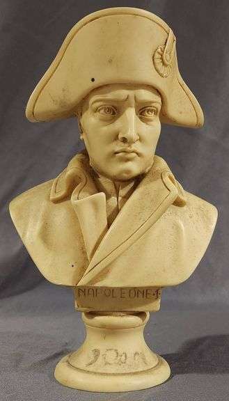 Napoleon Bonaparte Bust Sculpture in Resin 10″x7″ - Metzger Property ...