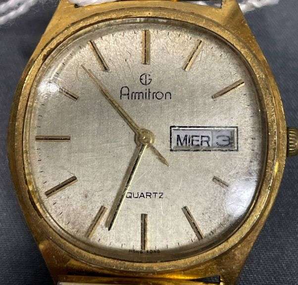 Hamilton Quartz Watch and Gold-Tone Hinged Compact with Chain - Metzger ...