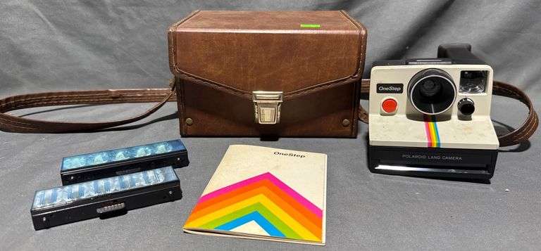Polaroid OneStep Land Camera with Carrying Case and Accessories ...