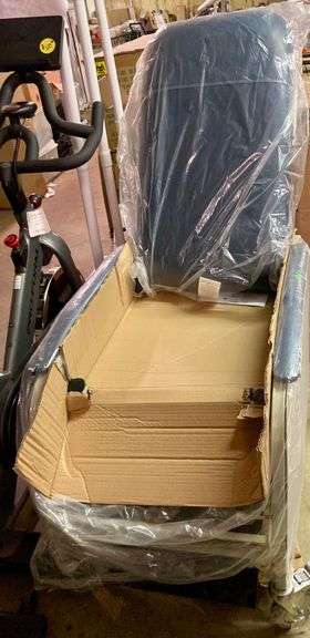 Invacare Mobile Recliner Model IH6071A with Three-Position Reclining ...