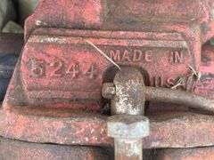 Dunlap Tools Metal Bench Vise, model 5244 - Metzger Property Services, LLC