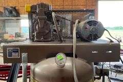 American IMC Industrial Air Compressor, Model ACB-B601V, 1985 - Metzger ...