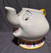 Disney Mrs. Potts-Themed Tea Set with 2 Tea Pots & 4 Cups - Metzger ...