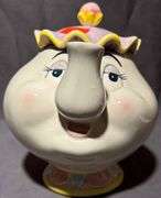 Disney Mrs. Potts-Themed Tea Set with 2 Tea Pots & 4 Cups - Metzger ...