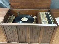 Zenith Record Player Console with Integrated Stereo System - Metzger ...