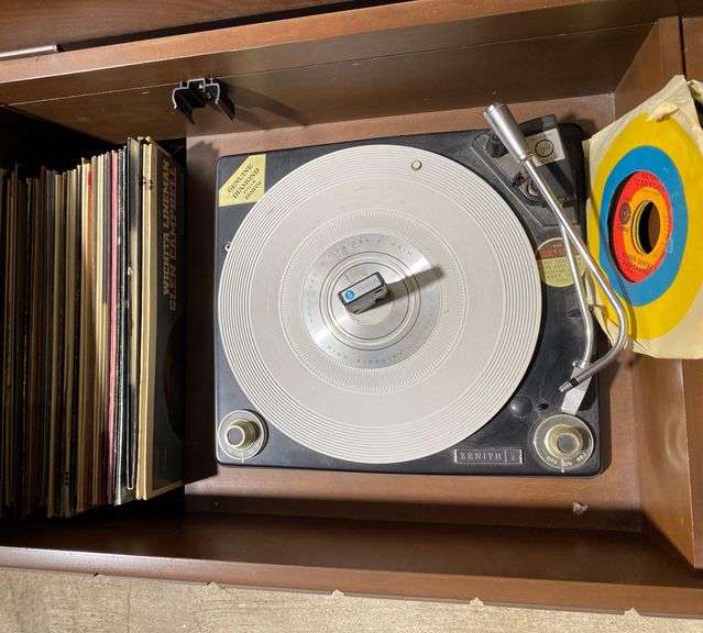 MCM Zenith Record Player Cabinet with Bi-Fold Doors and Internal ...
