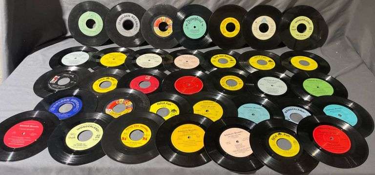 35 Children’s 45 RPM Vinyl Records by Various Labels - Metzger Property ...