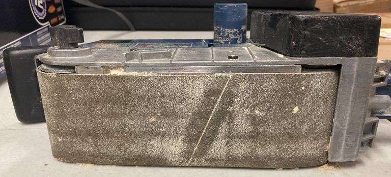 Bosch 1274DVS Belt Sander – Used - Metzger Property Services, LLC