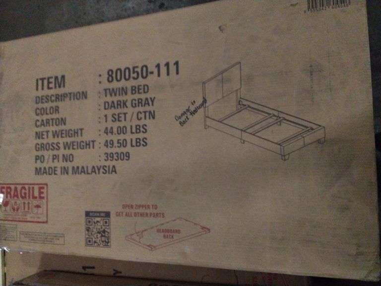 Twin panel bed/dark grey. Damage to back of headboard - Metzger ...