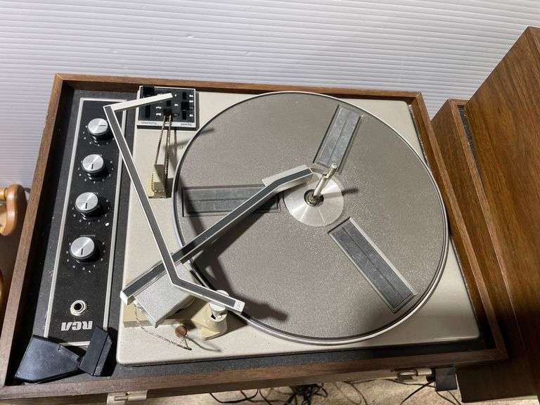RCA Console Record Player and Speaker System Shelf 30”x10”x27 ...