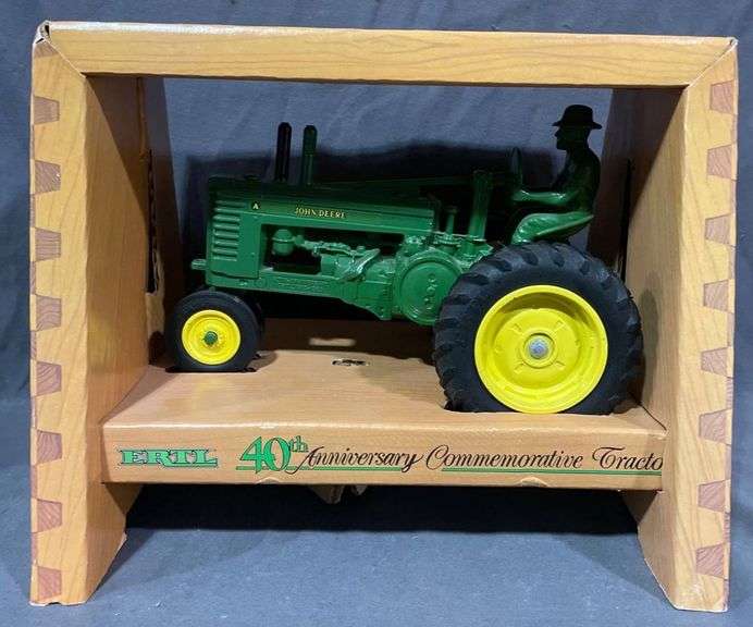 Ertl 40th Anniversary Die-Cast Metal Tractor with Display Frame - 1:16 ...