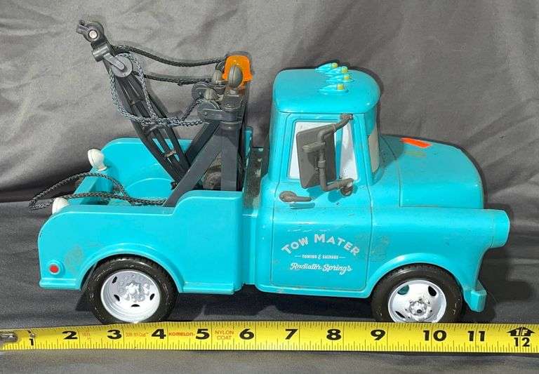 Disney/Pixar Tow Mater Toy Truck And Mattel Red Dune Buggy Vehicle ...