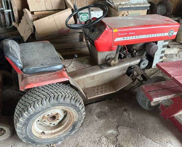 Massey Ferguson 12 Lawn Tractor with Gasoline Engine, Key Included, 48 ...