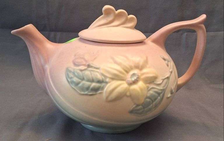 Hull Pottery Teapot with Floral Relief Design, Model No. 23 - Metzger ...