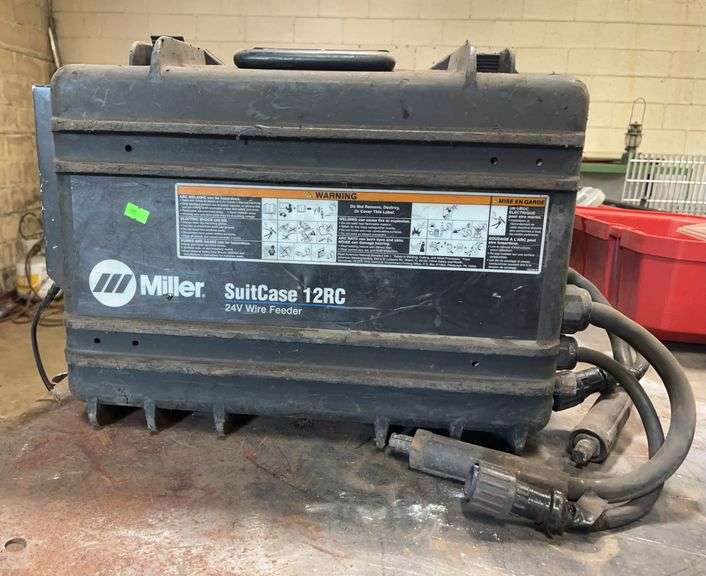 Miller Electric MFG Suit Case 12RC 24v wire feeder welder - Metzger ...
