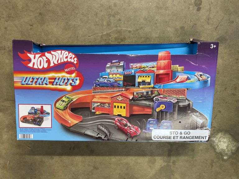 Hot Wheels Ultra Hots Sto & Go Playset by Mattel - Metzger Property ...