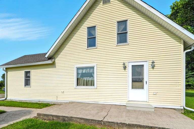 9.4.25 -- ONLINE REAL ESTATE AUCTION -- 5+/- ACRES WITH COUNTRY HOME ...