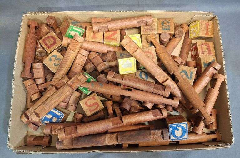 Interlocking Wood Lincoln Log Construction Pieces and Alphabet Blocks - Metzger Property ...