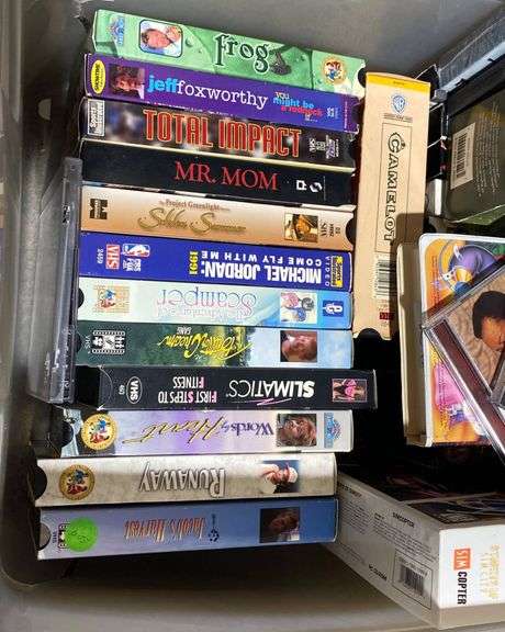 VHS Tapes Featuring Movies, TV Shows, and Comedy Specials - Metzger ...
