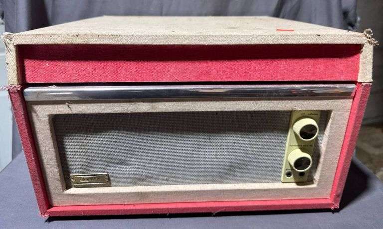 Dansette Record Player with Integrated Speaker, Red and Beige, 15”x16 ...