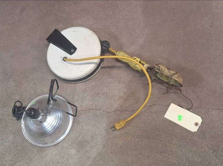 Trouble Light With Reel and Portable Clamp-On Light - Metzger Property ...