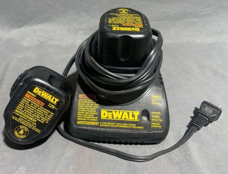DeWalt DW920 12V Cordless Screwdriver with Charger and 2 Batteries ...