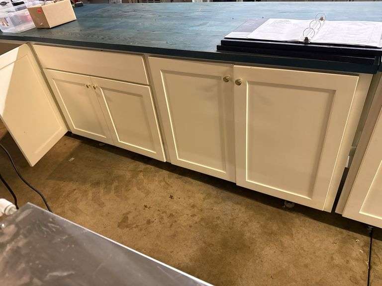 Cabinet Counter Unit with Blue Top and Yellow Tile Front Panel ...