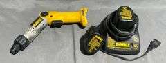 DeWalt DW920 12V Cordless Screwdriver with Charger and 2 Batteries ...