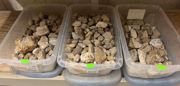 3 Plastic Containers with Rocks in Various Textures and Sizes - Metzger ...