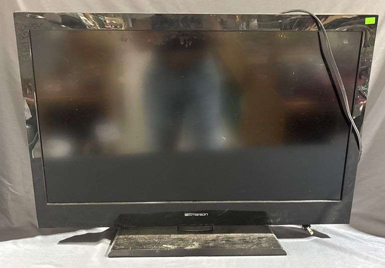 Emerson 35-Inch Flat-Screen Television - Metzger Property Services, LLC
