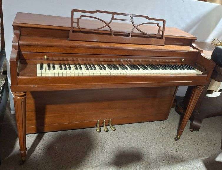 Gulbransen Spinet Wood Piano with Matching Bench 54″x27″x36″ & 33.5″x13 ...