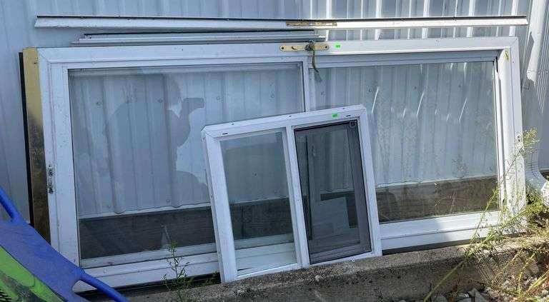 Project Source Vinyl Slider Utility Windows 26”x26”, 80”x36” - Metzger ...