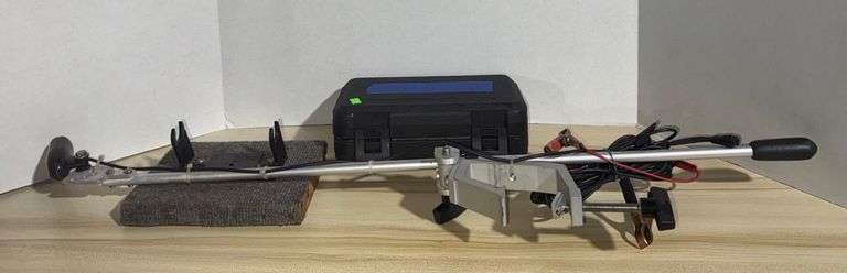 Eagle Fish ID 128 with Transducer, Mount, and Carrying Case 36 ...