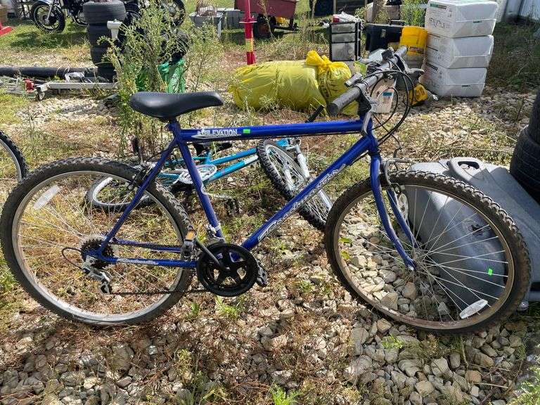 Roadmaster Granite Peak Bicycle with 26” Wheels and Blue Frame ...