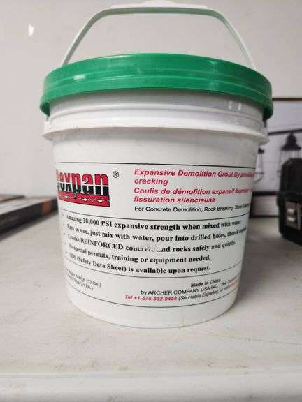 Bucket of Expansive Demolition Grout by Dexpan 11 lb. - Metzger ...