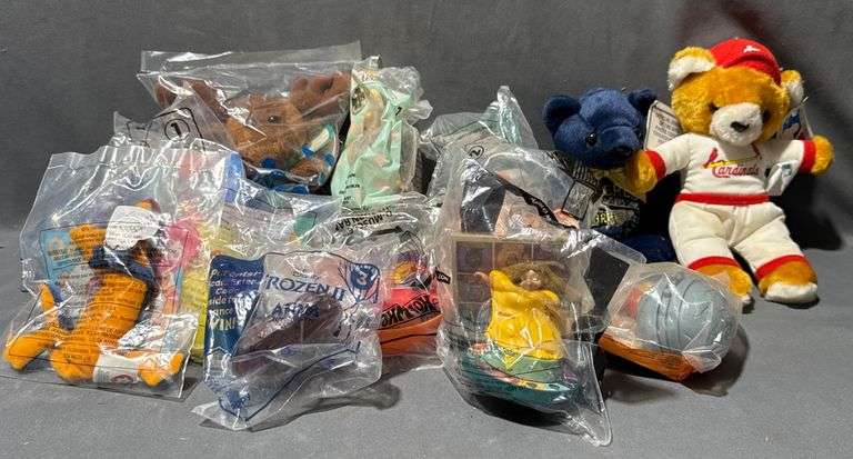 Fast Food Promotional Toys, Bears, and Plush Figures in Original ...