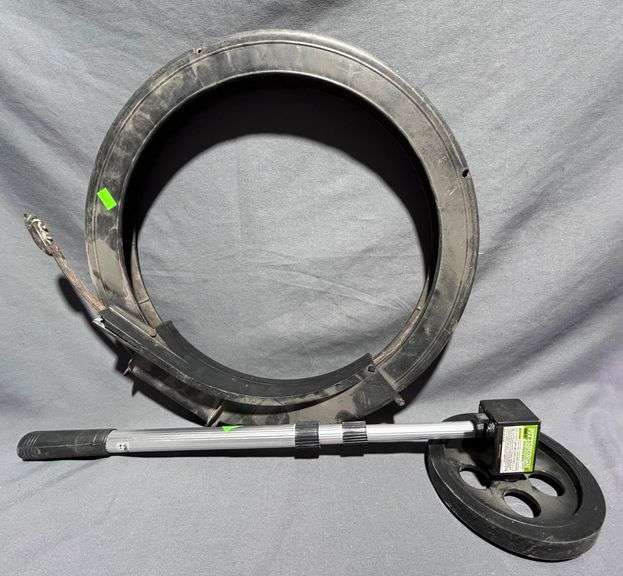 Pittsburgh 1000 Ft Measuring Wheel with Telescoping Handle - Metzger ...