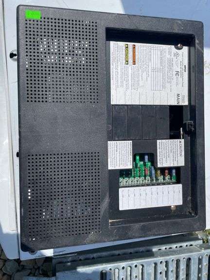 WFCO Power Converter Panel Model WF-8955PEC with Built-In Distribution ...