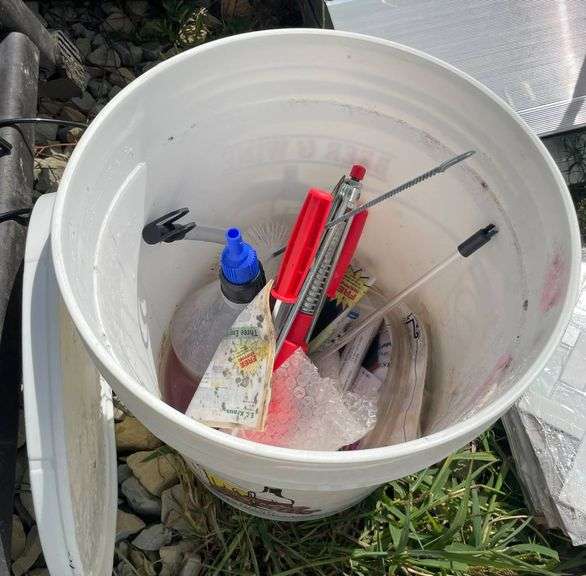 Plastic Bucket with misc supplies - Metzger Property Services, LLC