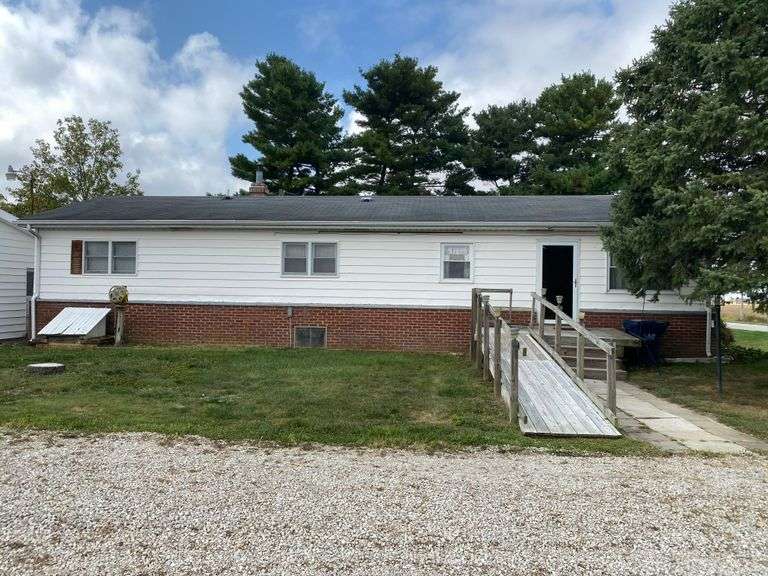 10.21.25 - ONLINE ABSOLUTE REAL ESTATE AUCTION - COUNTRY HOME WITH 2 ...