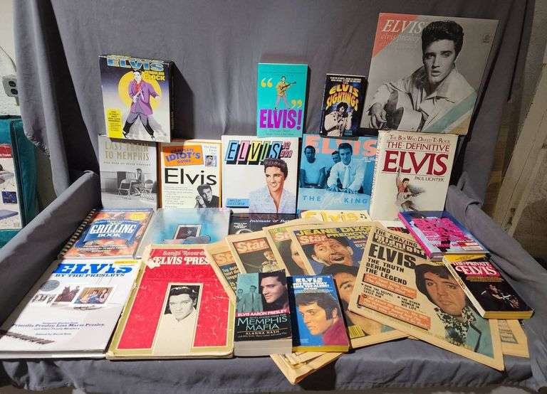 Elvis Presley Books, Magazines, and Memorabilia from 1977-1978 ...